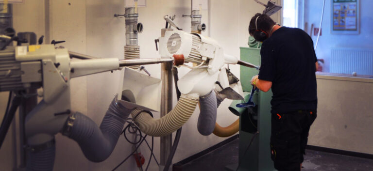 Spina bifida (MMC): Ursachen, Symptome & Behandlung - PhysioTEC